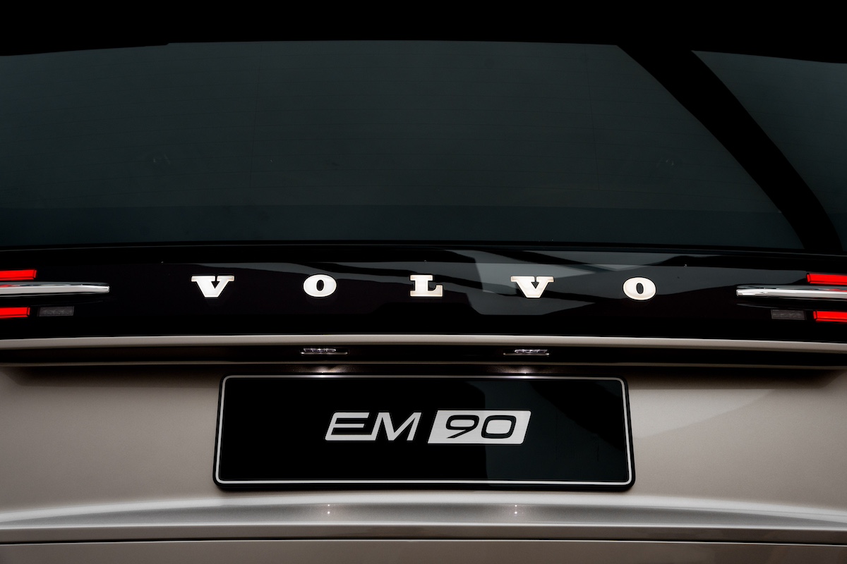 ¿Quién dijo que todo era SUV? Volvo revela su inédita van EM90