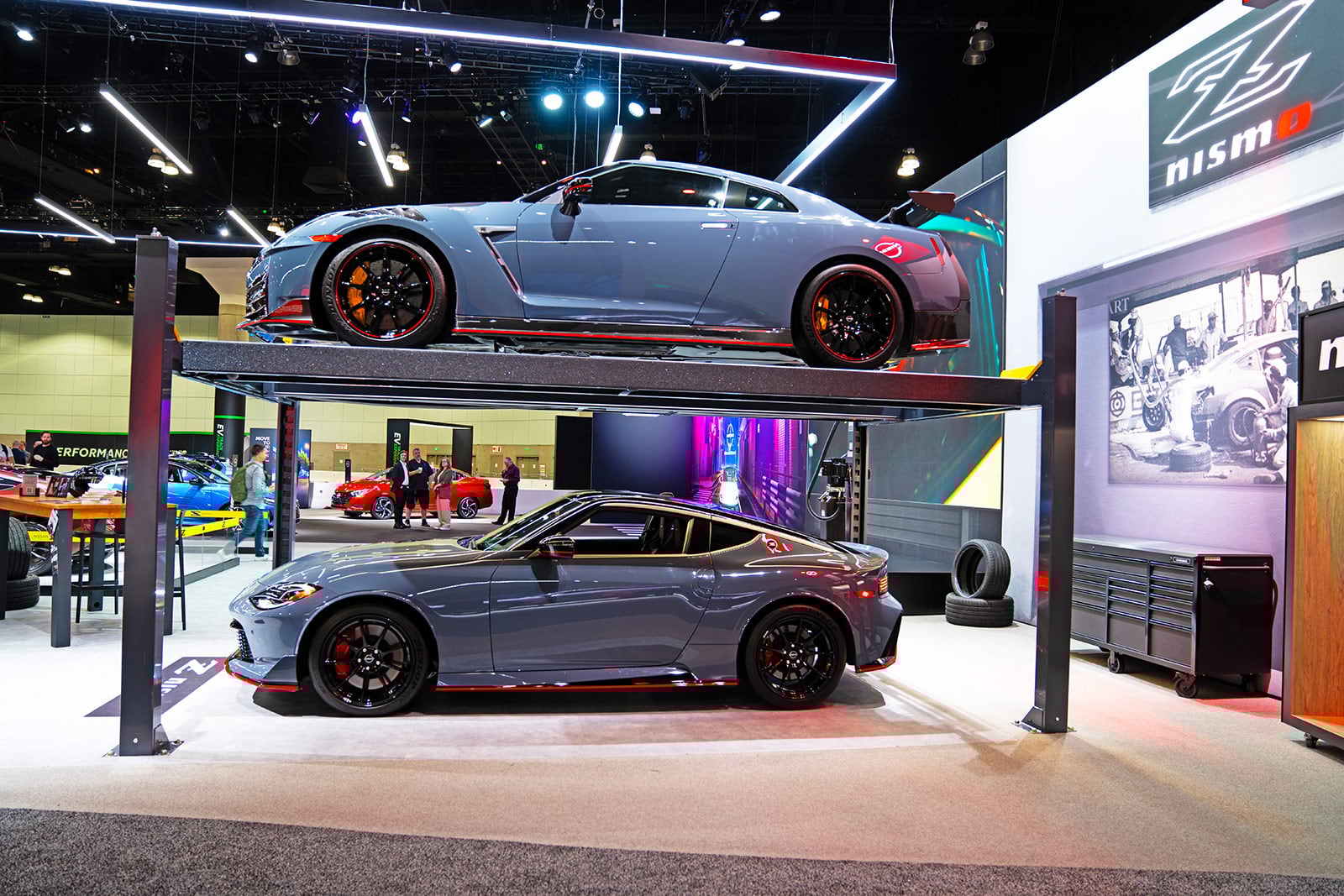 Nissan destaca en el Autoshow de Los Ángeles con un llamativo Stand ...
