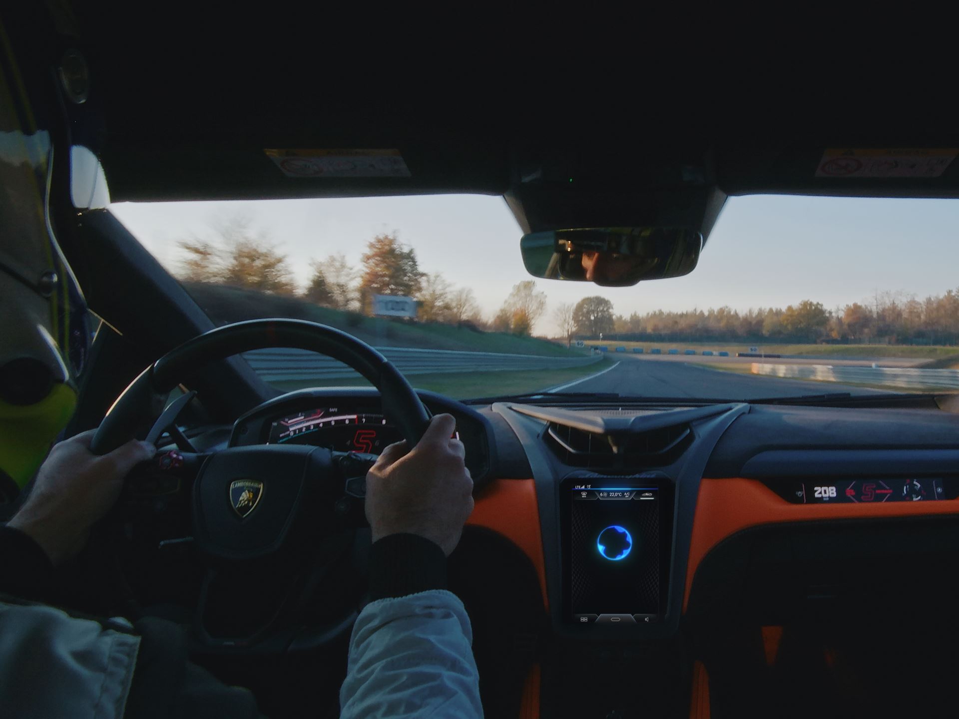 Lamborghini Telemetry X-3 - Rutamotor