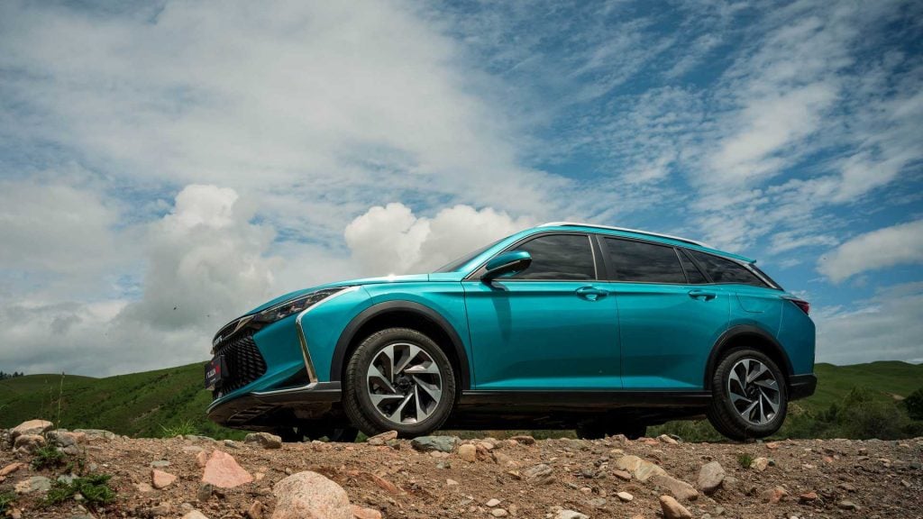 En peligro de extinción: Los station wagon que sobreviven en Chile