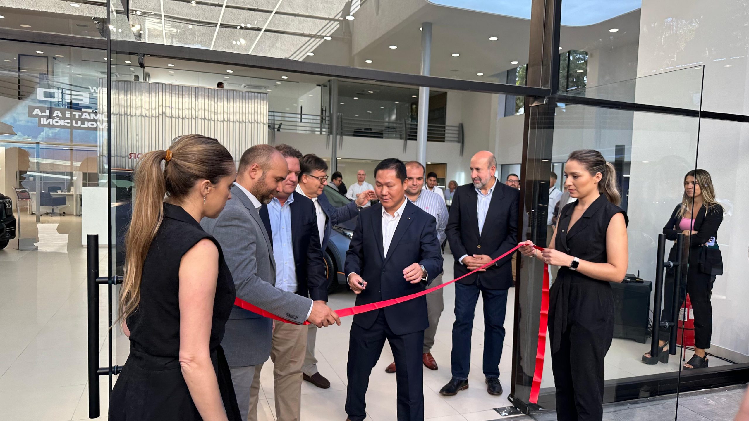 GAC inaugura showroom en el Movicenter
