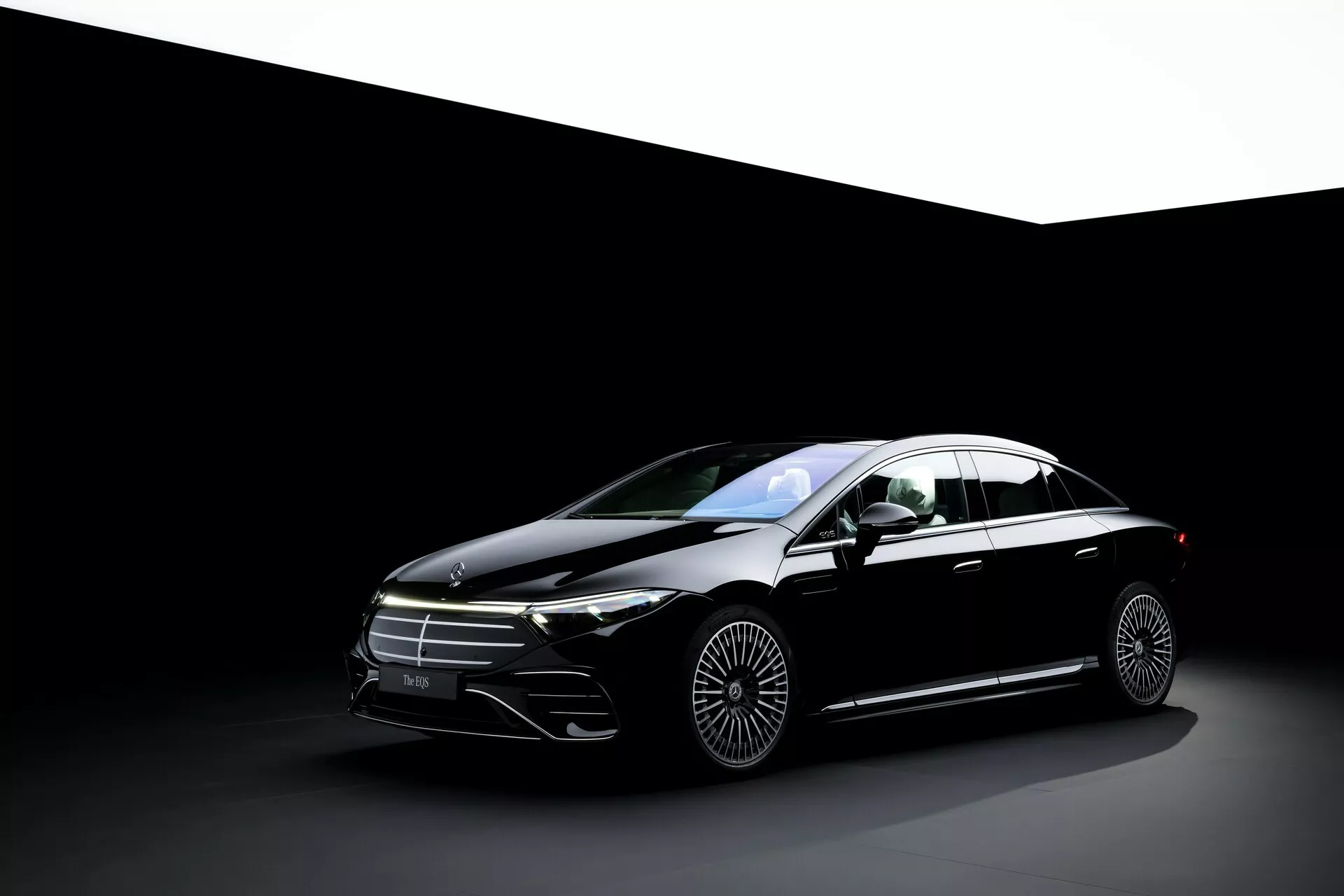 Mercedes Benz le hace un facelift al EQS para hacerlo más Mercedes Benz ...