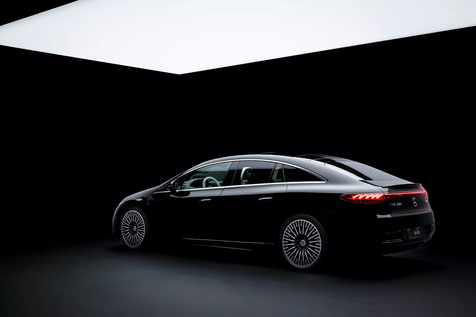 Mercedes Benz le hace un facelift al EQS para hacerlo más Mercedes Benz ...