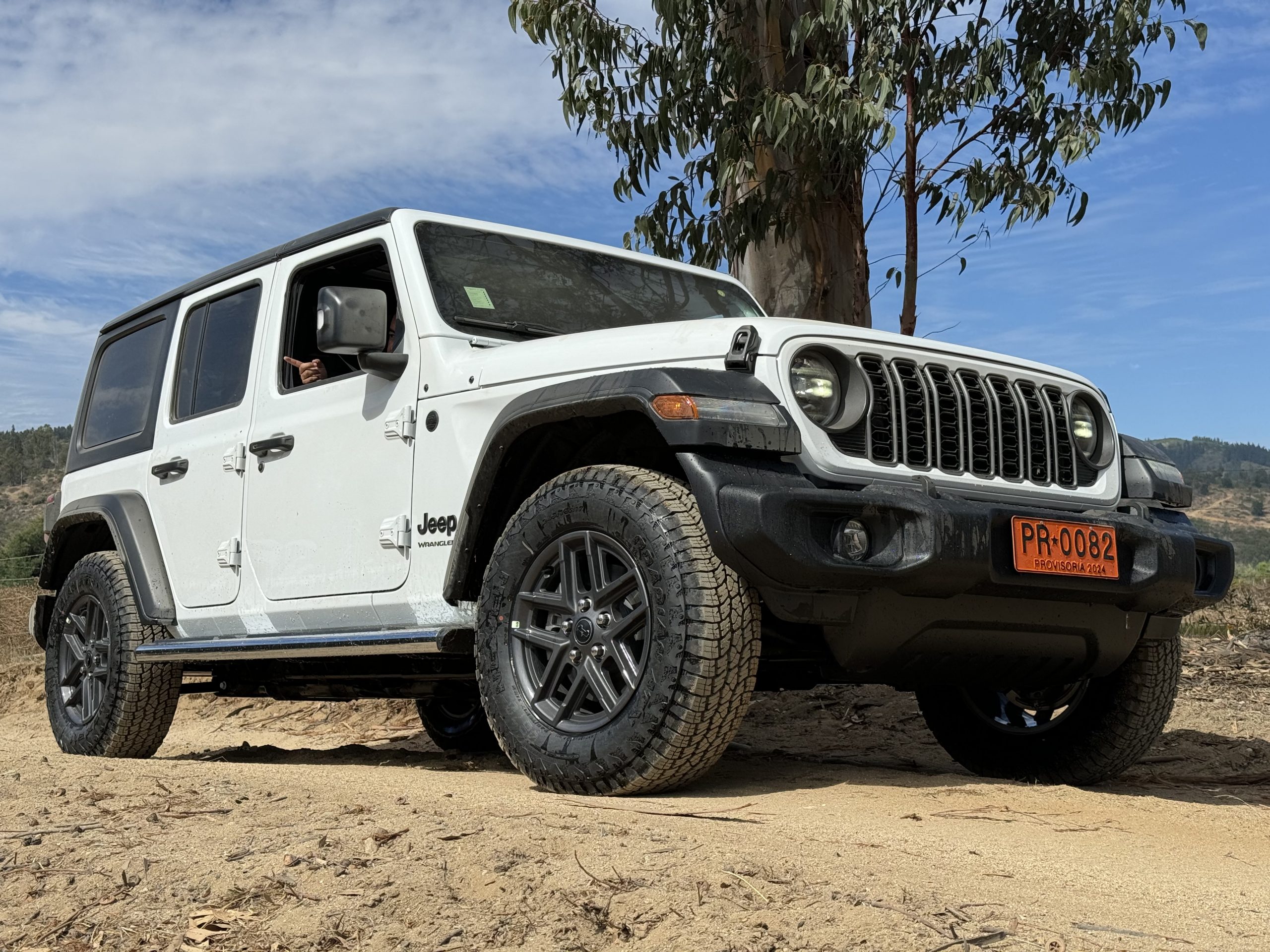Jeep estrena el Wrangler que estará disponible en dos versiones