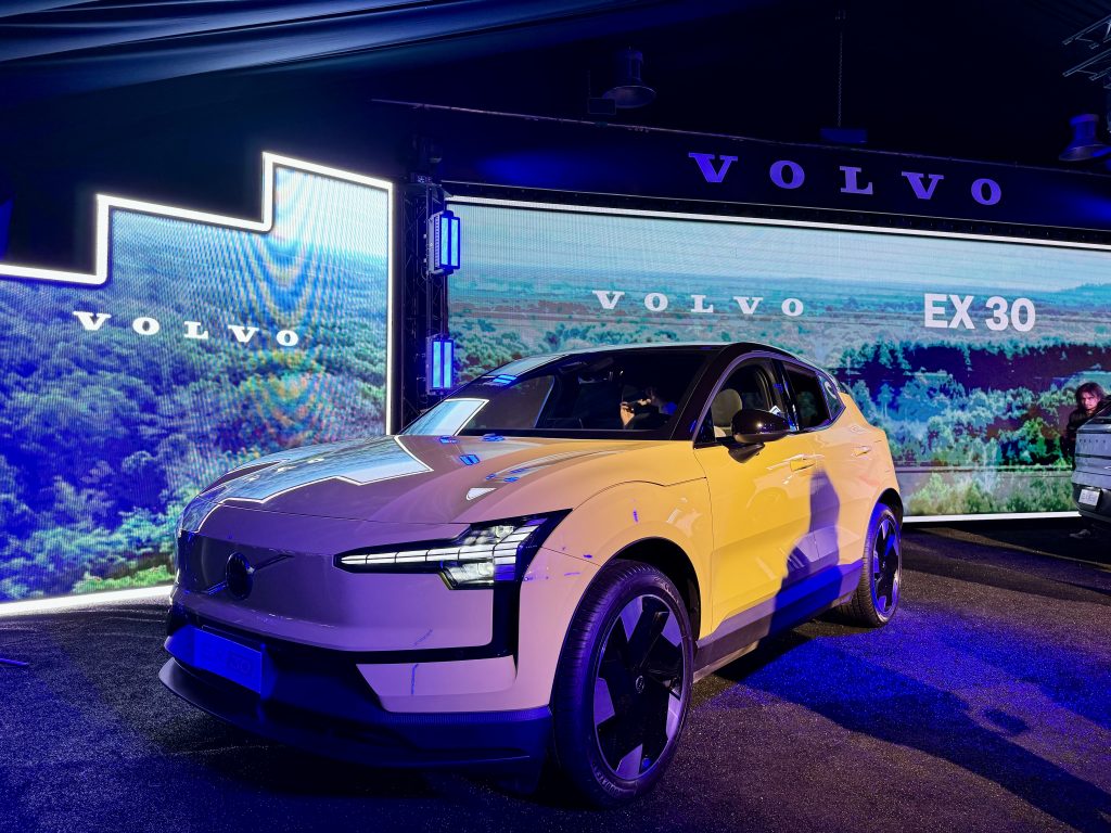Volvo EX30: el SUV más pequeño de la marca sueca arriba a Chile