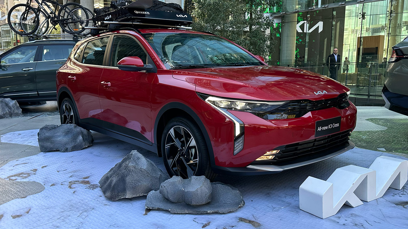 El KIA K3 Cross debuta en Chile con un atractivo diseño