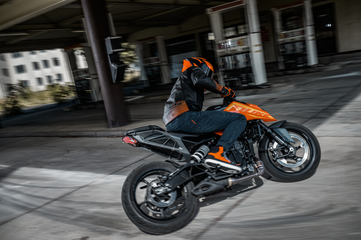 KTM estrena en Chile las nuevas 250 y 390 Duke