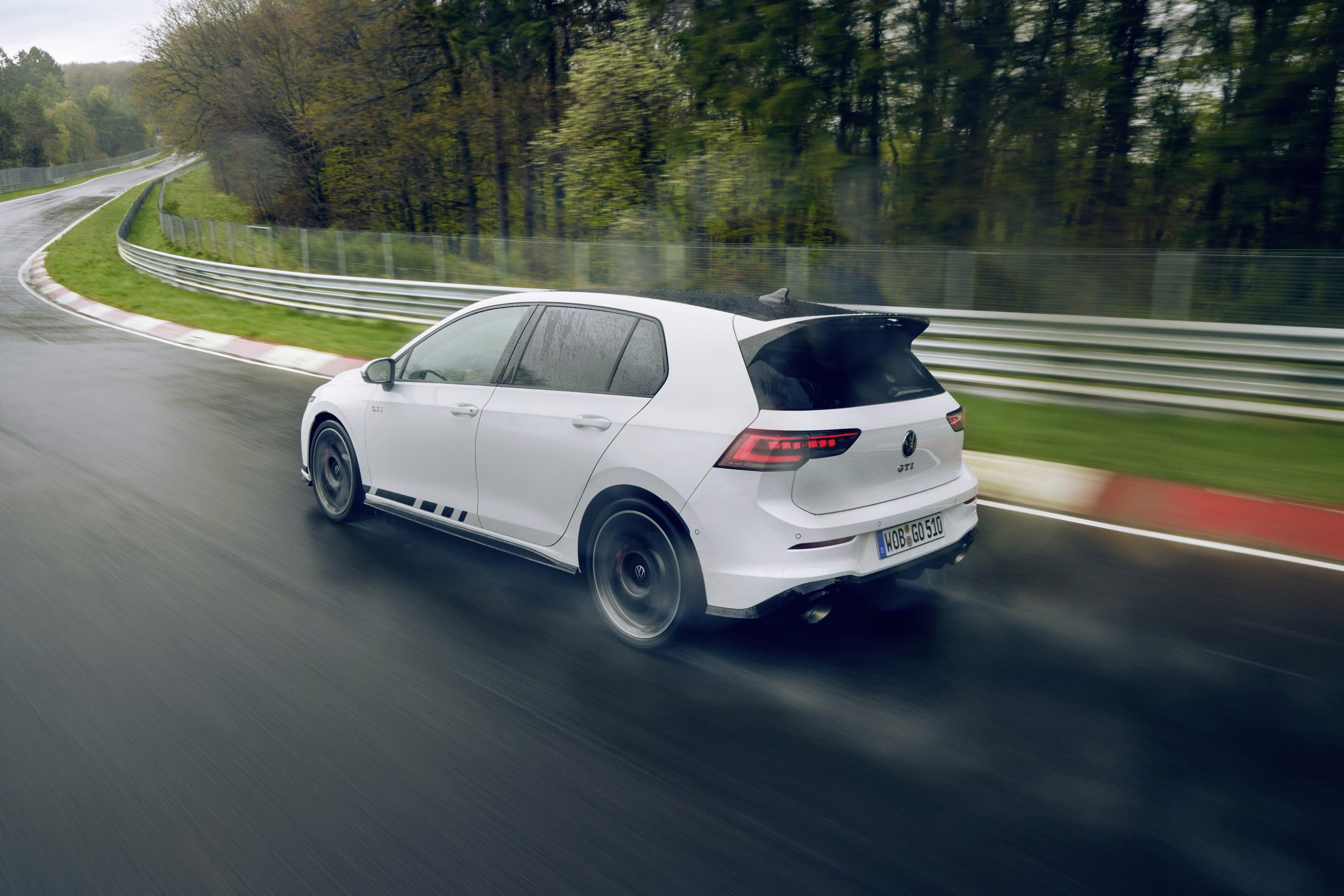 Volkswagen estrena el Golf GTI Club Clubsport con 300 CV