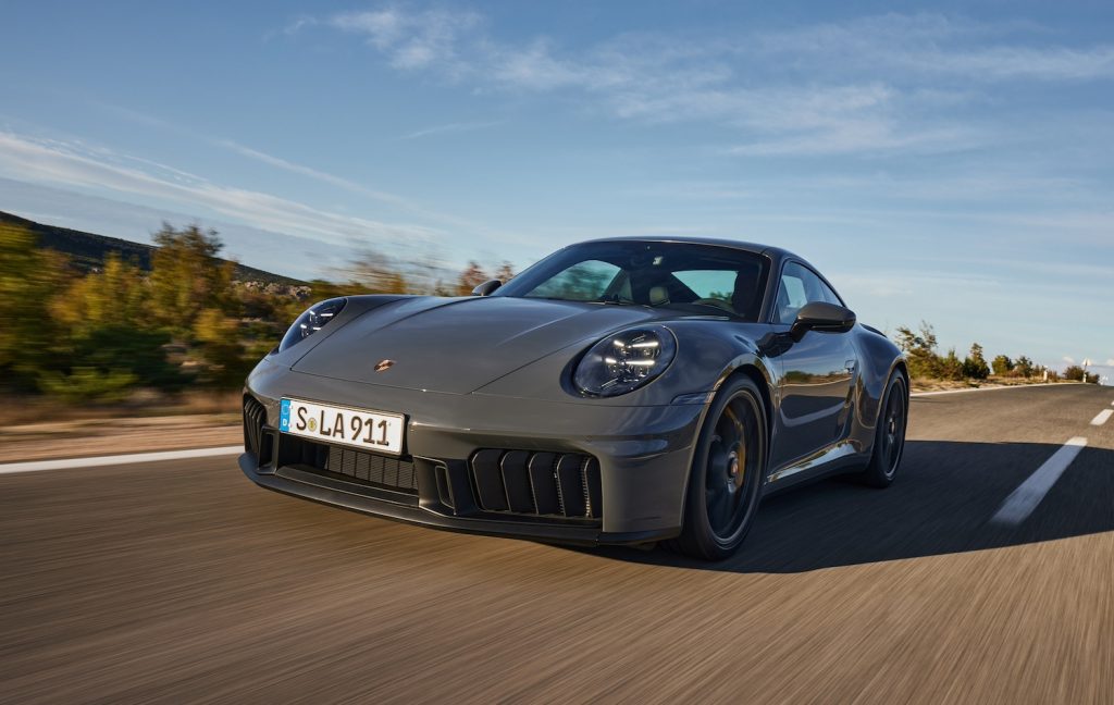 Porsche introduce el facelift del 911 Gen 8, primero en pasarse a la ...