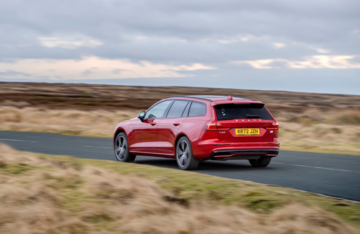 Volvo da pie atrás y vuelve a ofrecer sus SW en Reino Unido