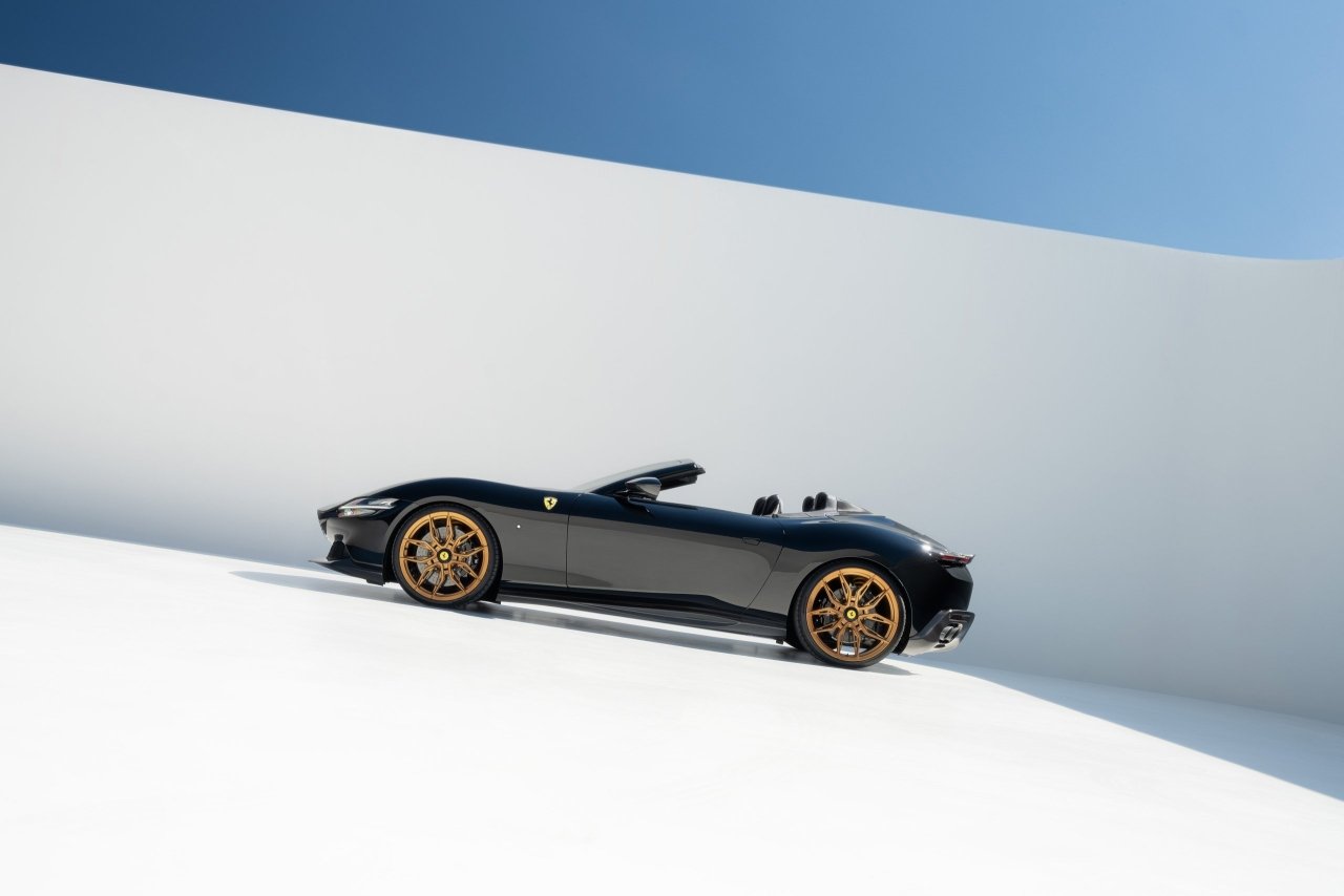 Novitec Ferrari Roma Spider - Rutamotor