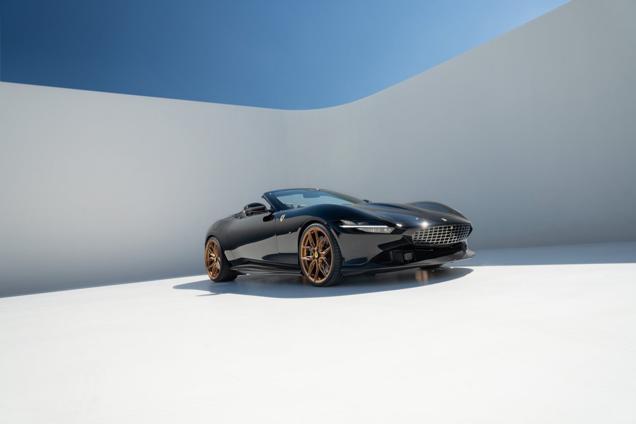 Novitec lleva a lo más alto al Ferrari Roma Spider: 704 caballos