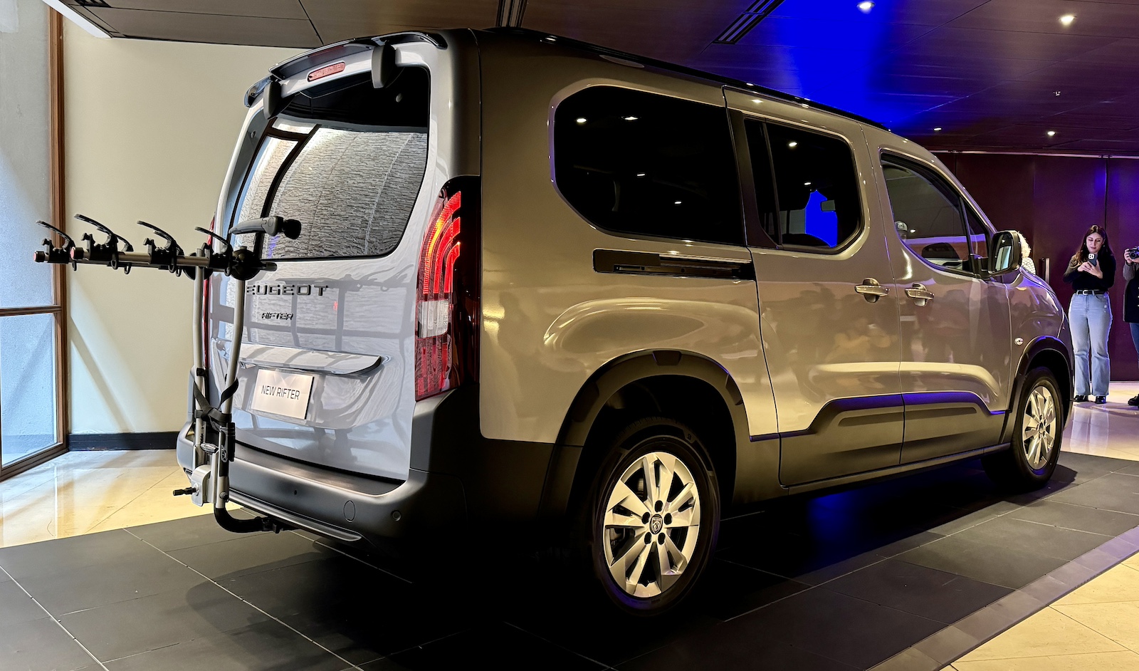 El Peugeot Rifter debuta en Chile con nuevo rostro y más aptitudes