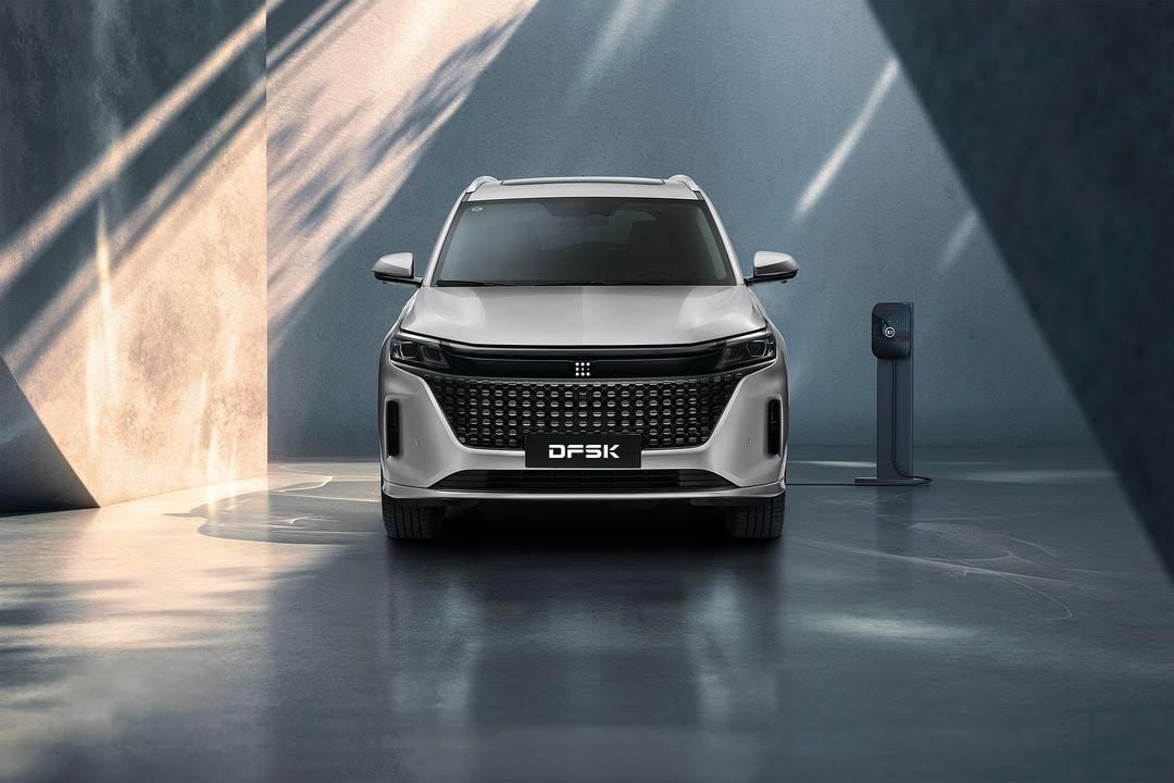 DFSK anuncia la preventa del SUV 600 híbrido enchufable