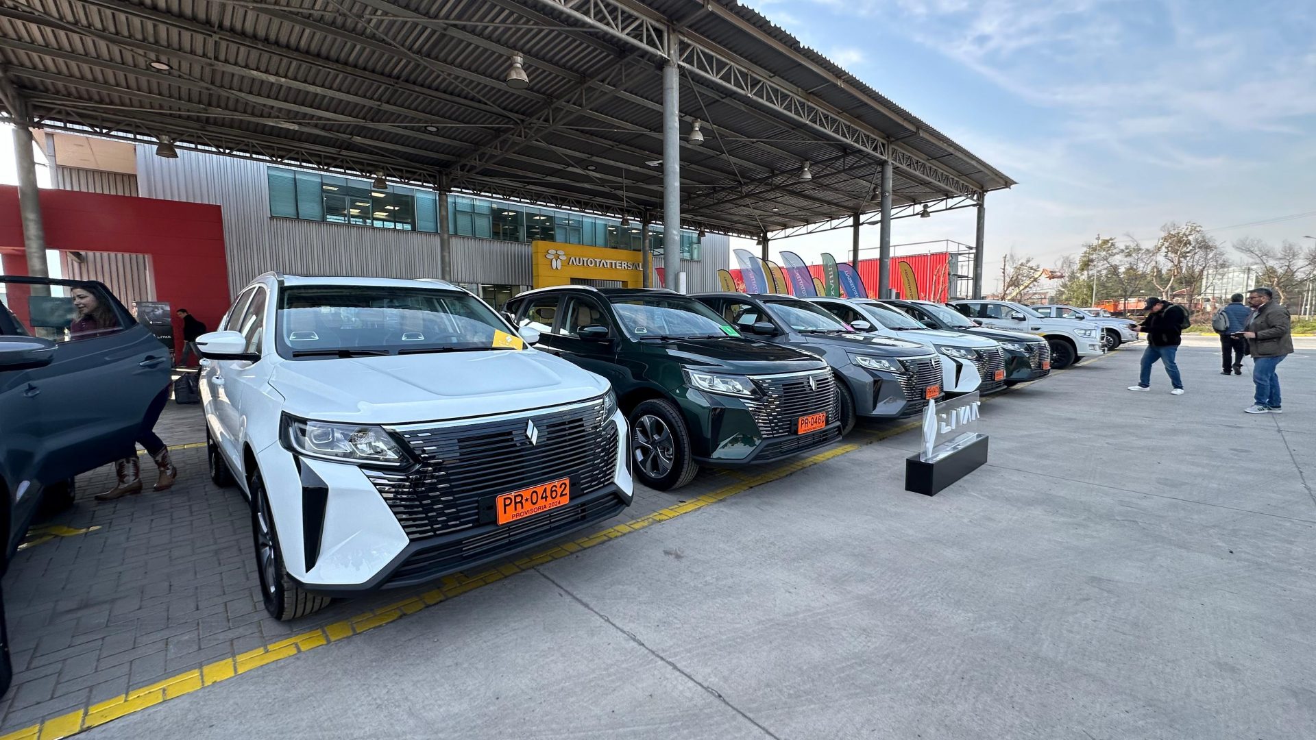 Livan aterriza en Chile con su primer modelo X6 Pro - Rutamotor