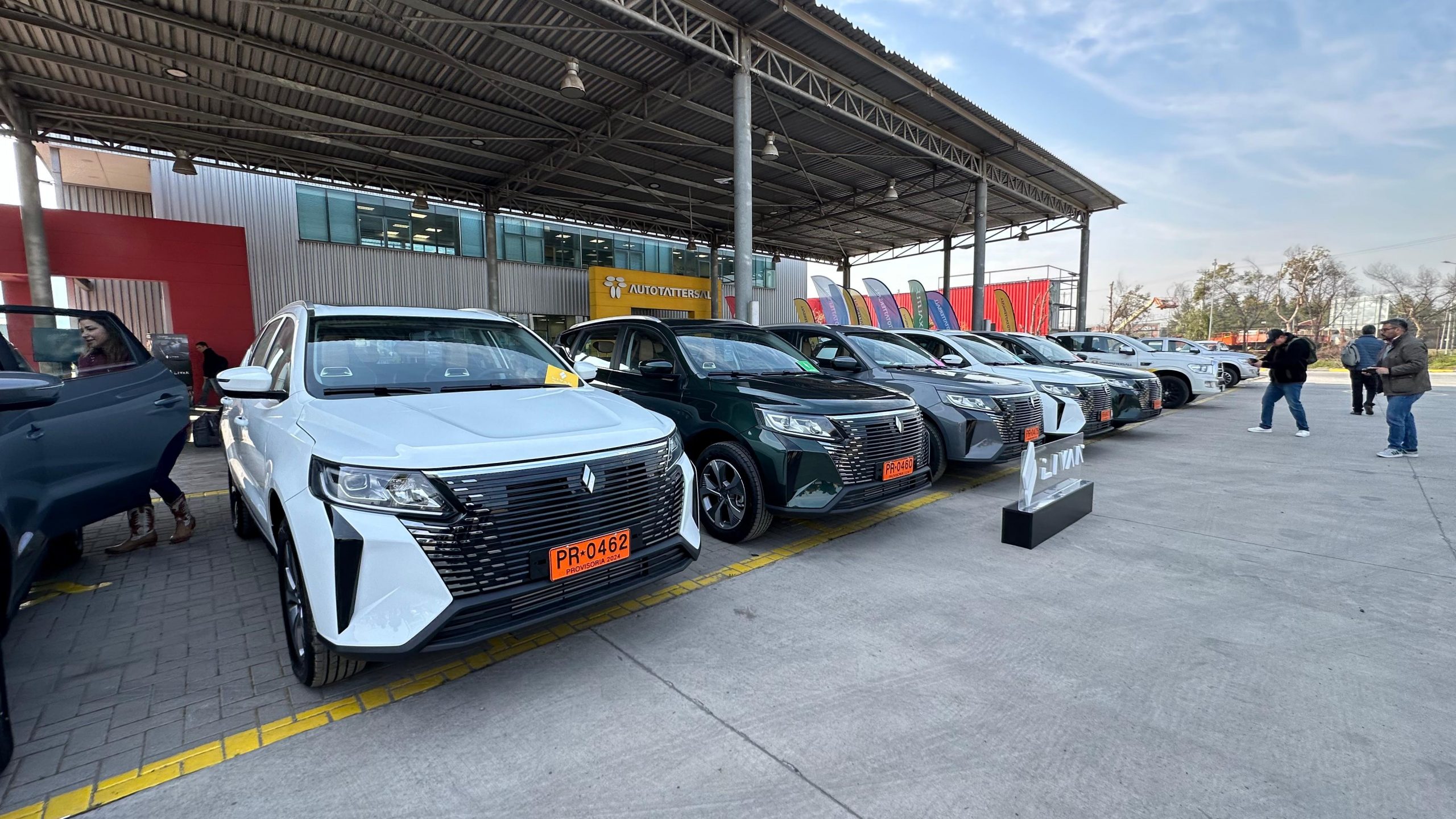 Livan aterriza en Chile con su primer modelo X6 Pro - Rutamotor