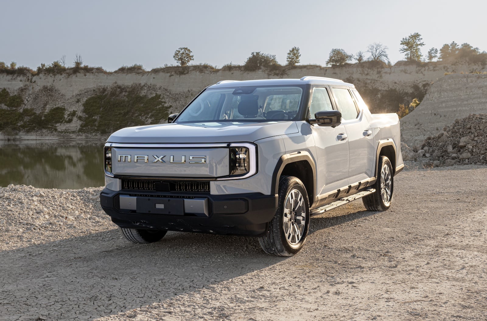 Maxus presenta la primera pick-up EV tracción integral en Europa