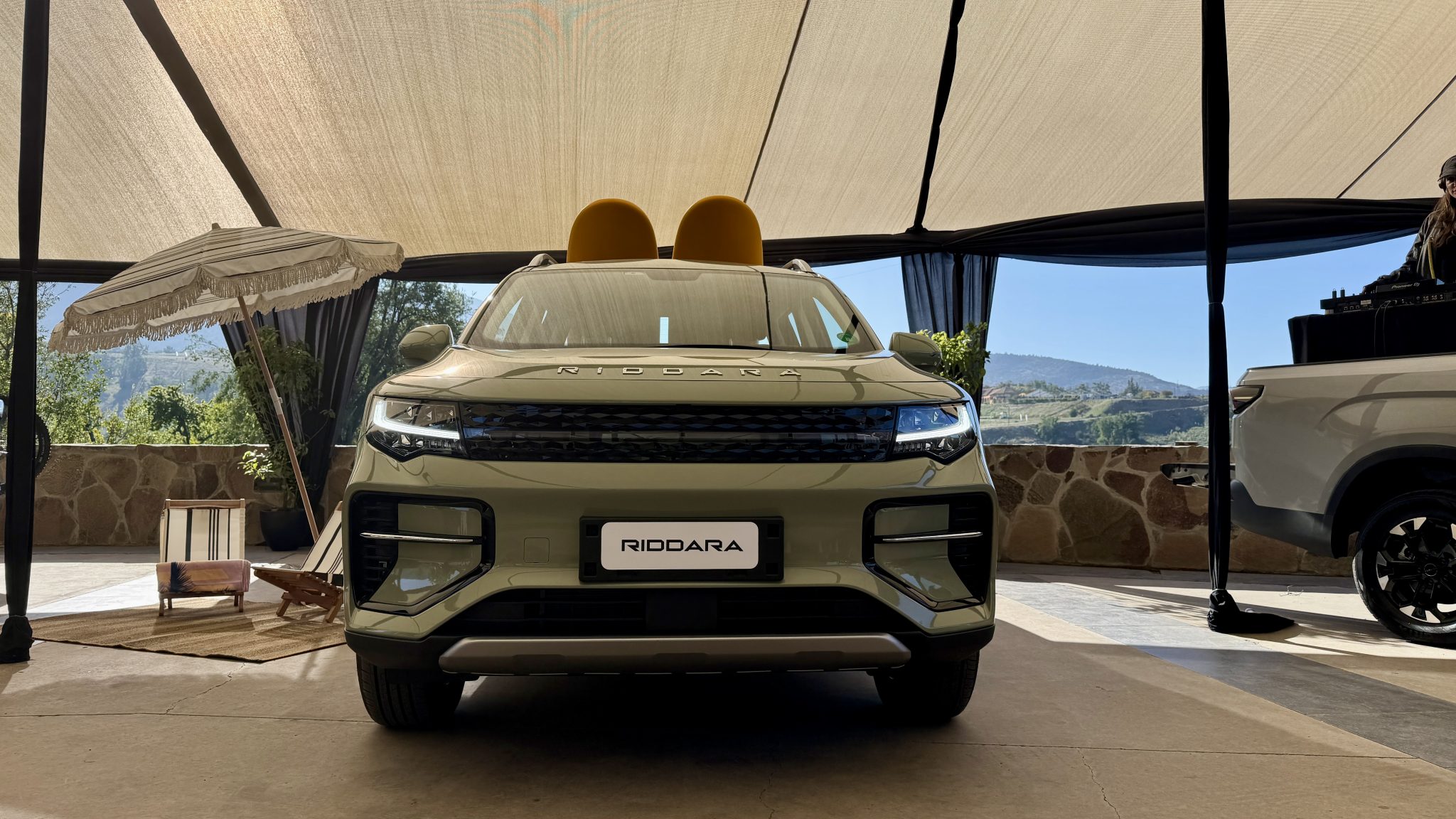 Riddara debuta en Chile con una pick-up 100% eléctrica