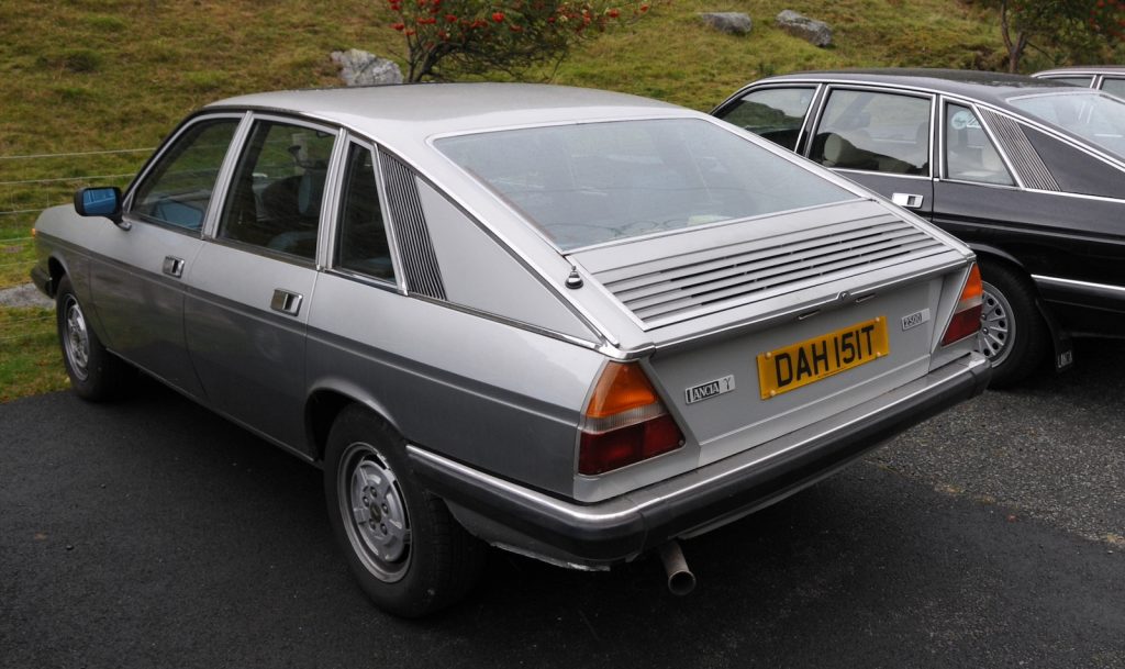 Lancia anticipa el Gamma, el segundo modelo de su nueva era