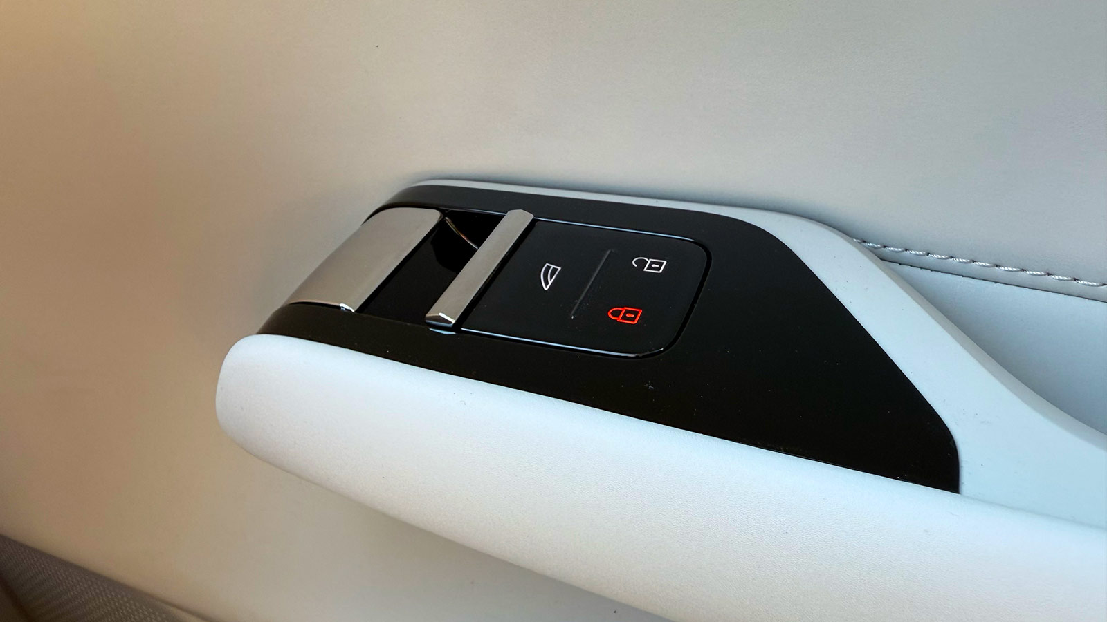 El Volvo EX90 es candidato en 2 categorías del World Car Awards