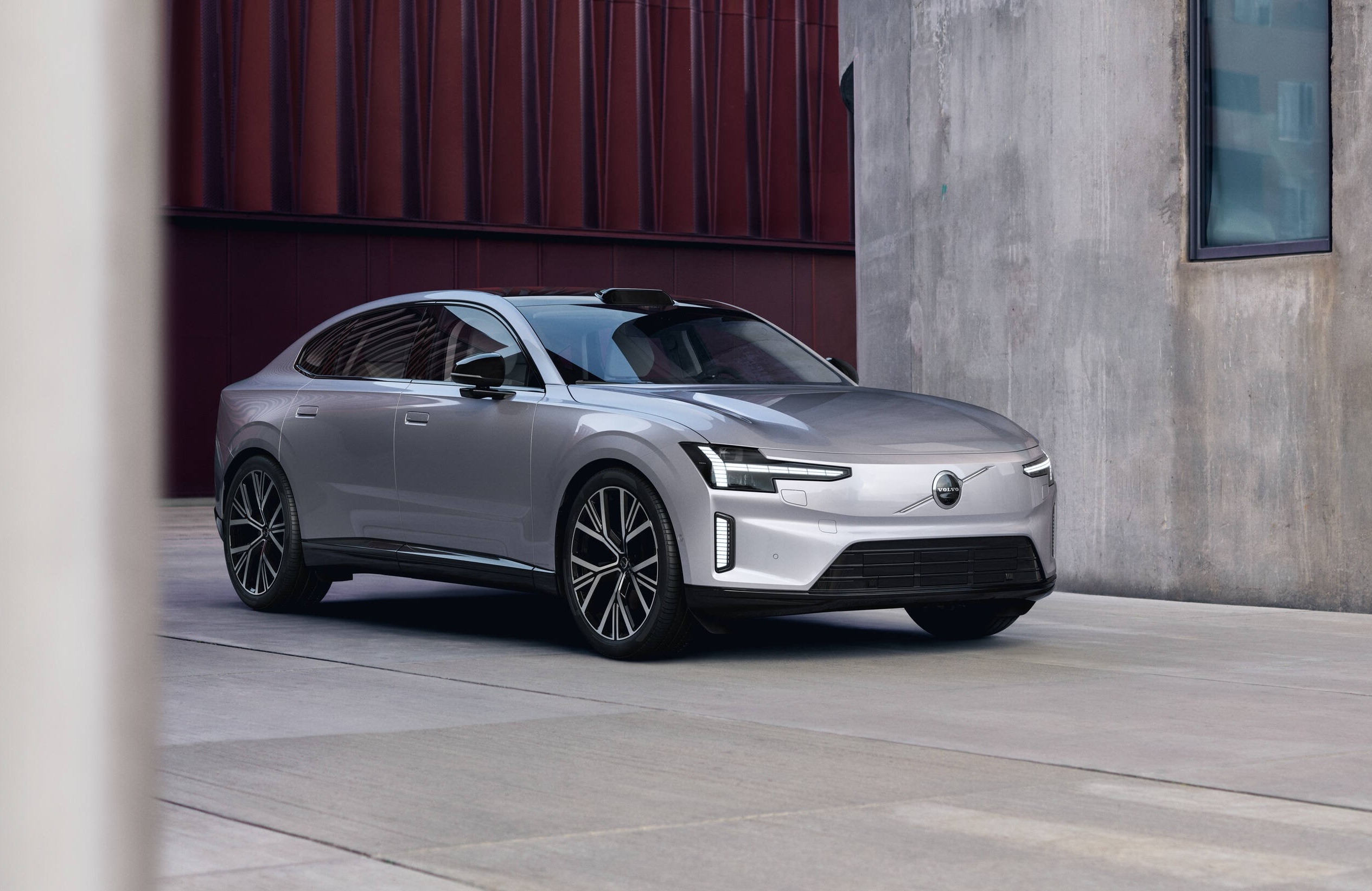 Volvo ES90: los suecos presentan su sedán EV de gran autonomía