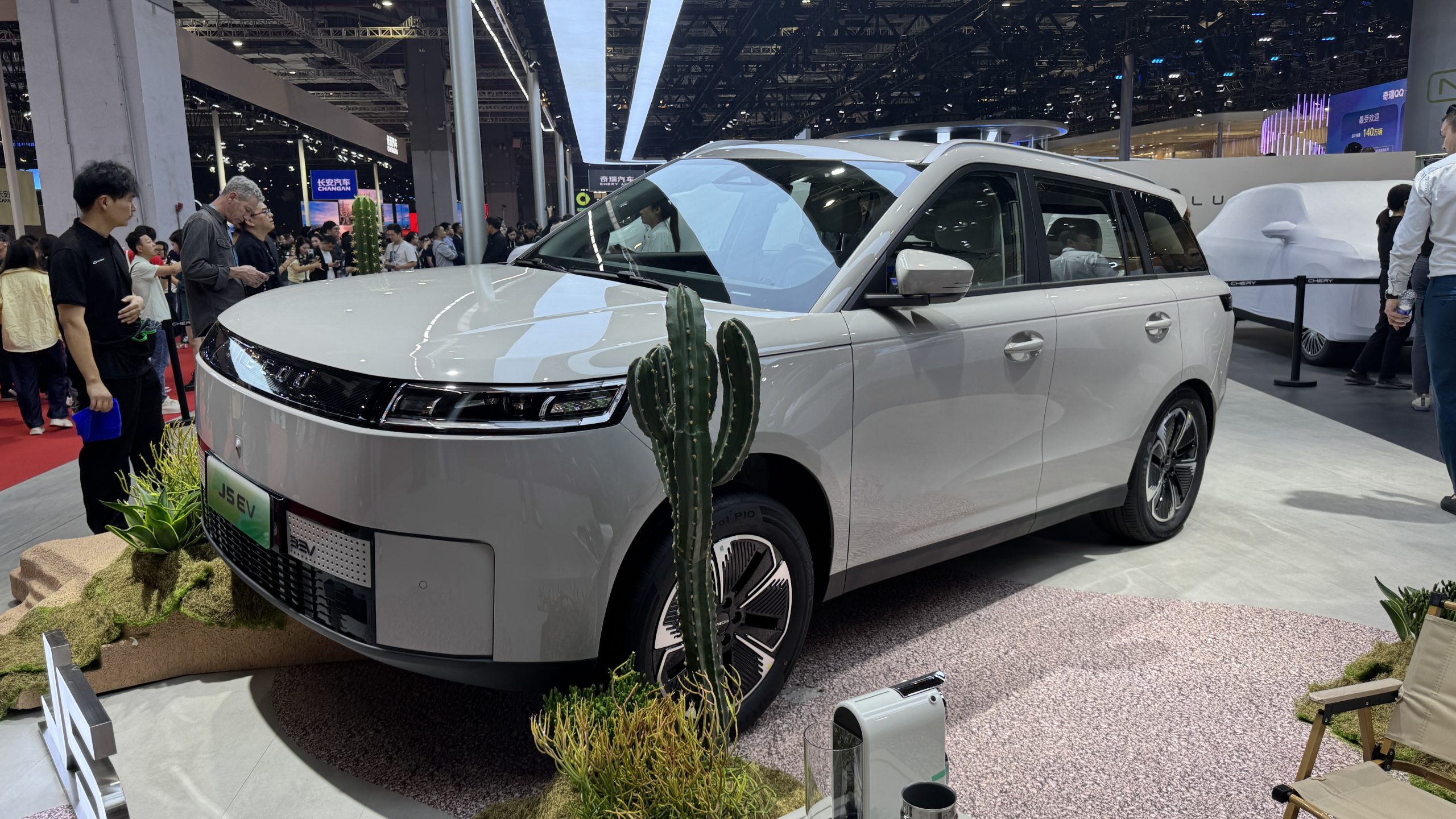 El Jaecoo 5 y el Omoda C7 están confirmados para Chile