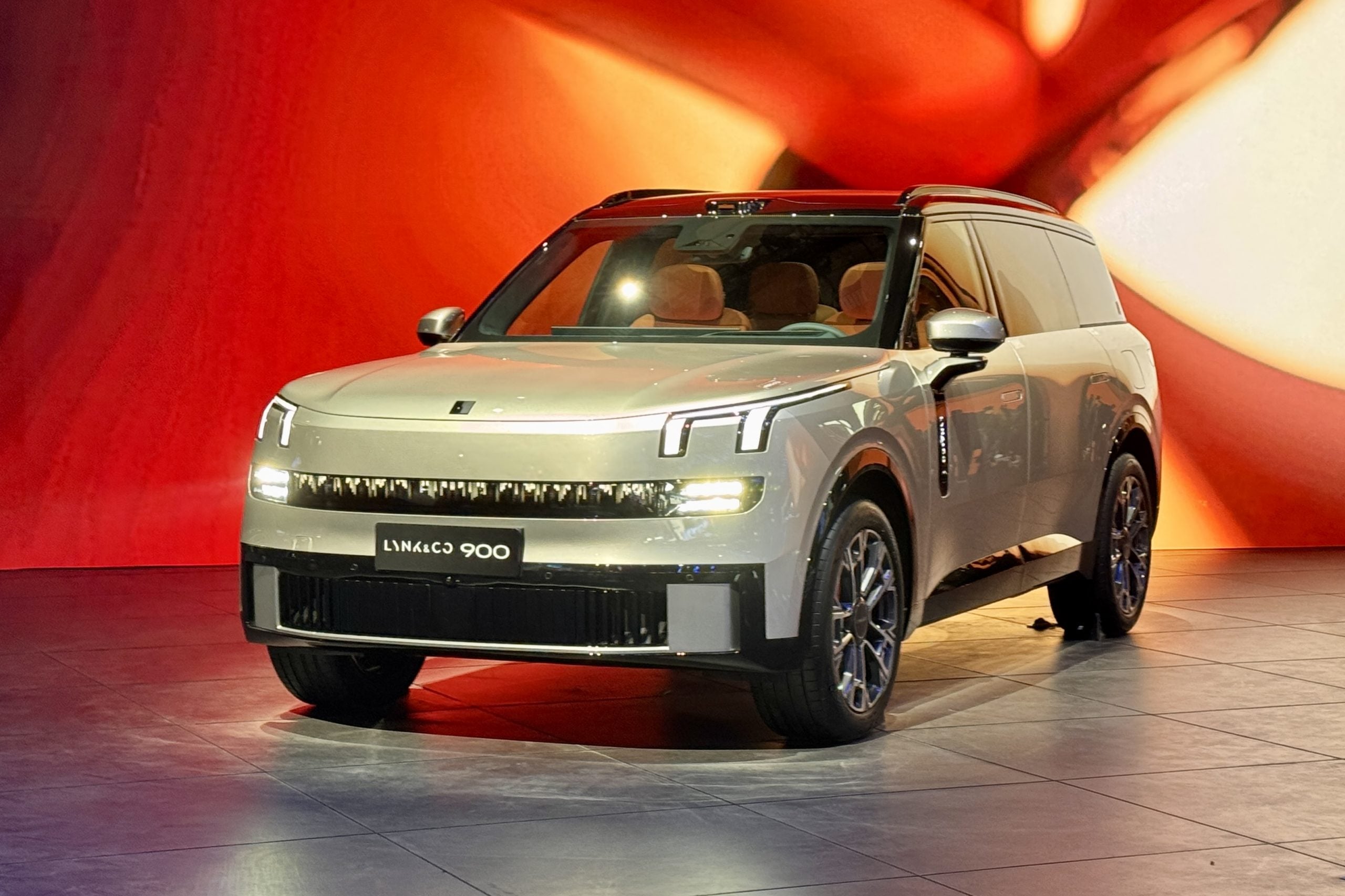 Lynk & Co 900, el SUV de 6 asientos Capitán que llegaría a Chile