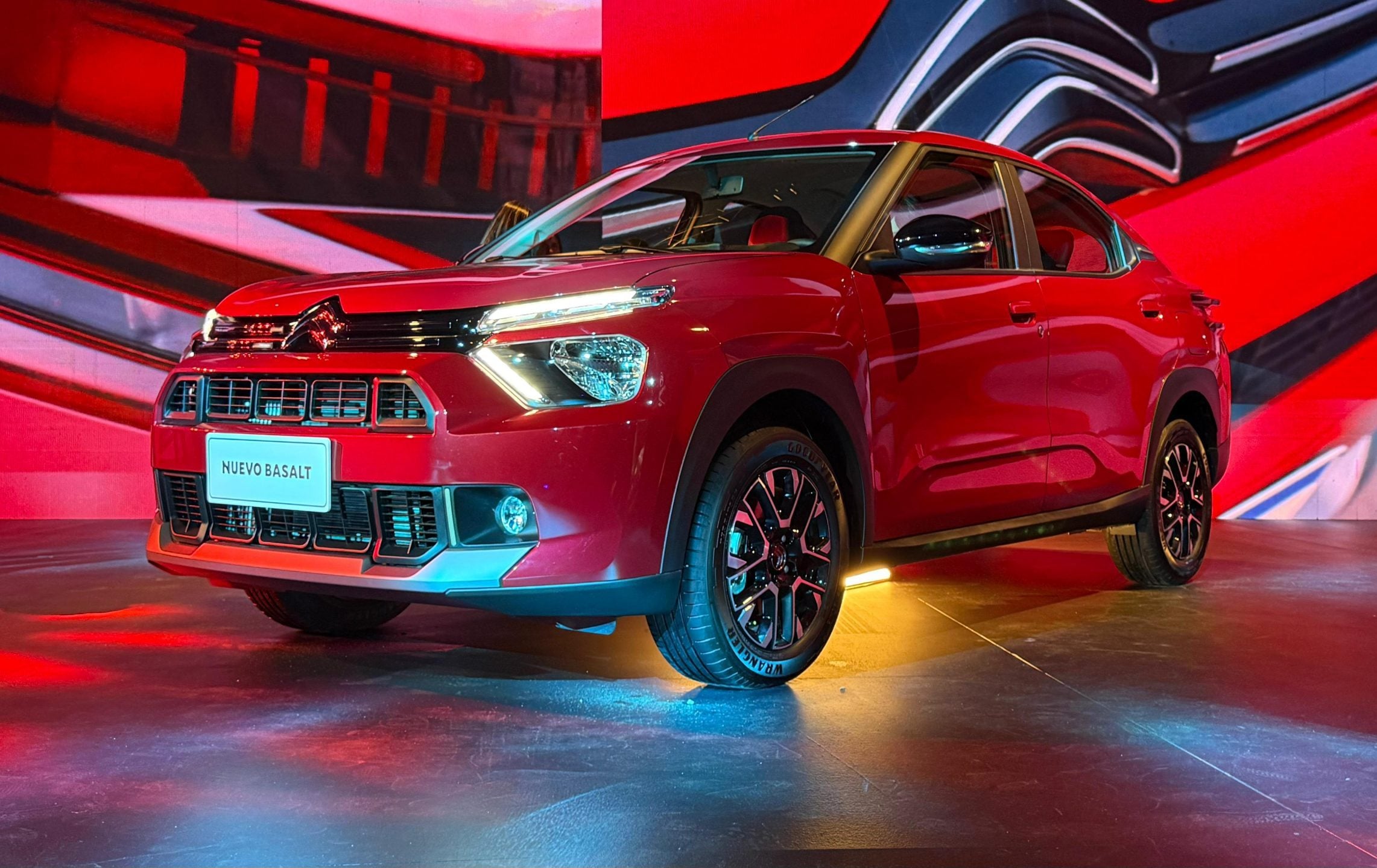 Citroën estrena su nuevo Basalt, un Crossover con silueta Coupé