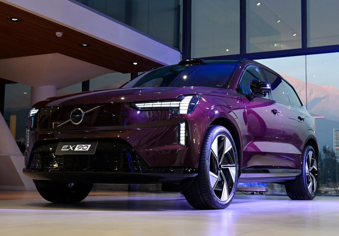 Nuevo buque insignia: Volvo introduce en Chile el premiado EX90