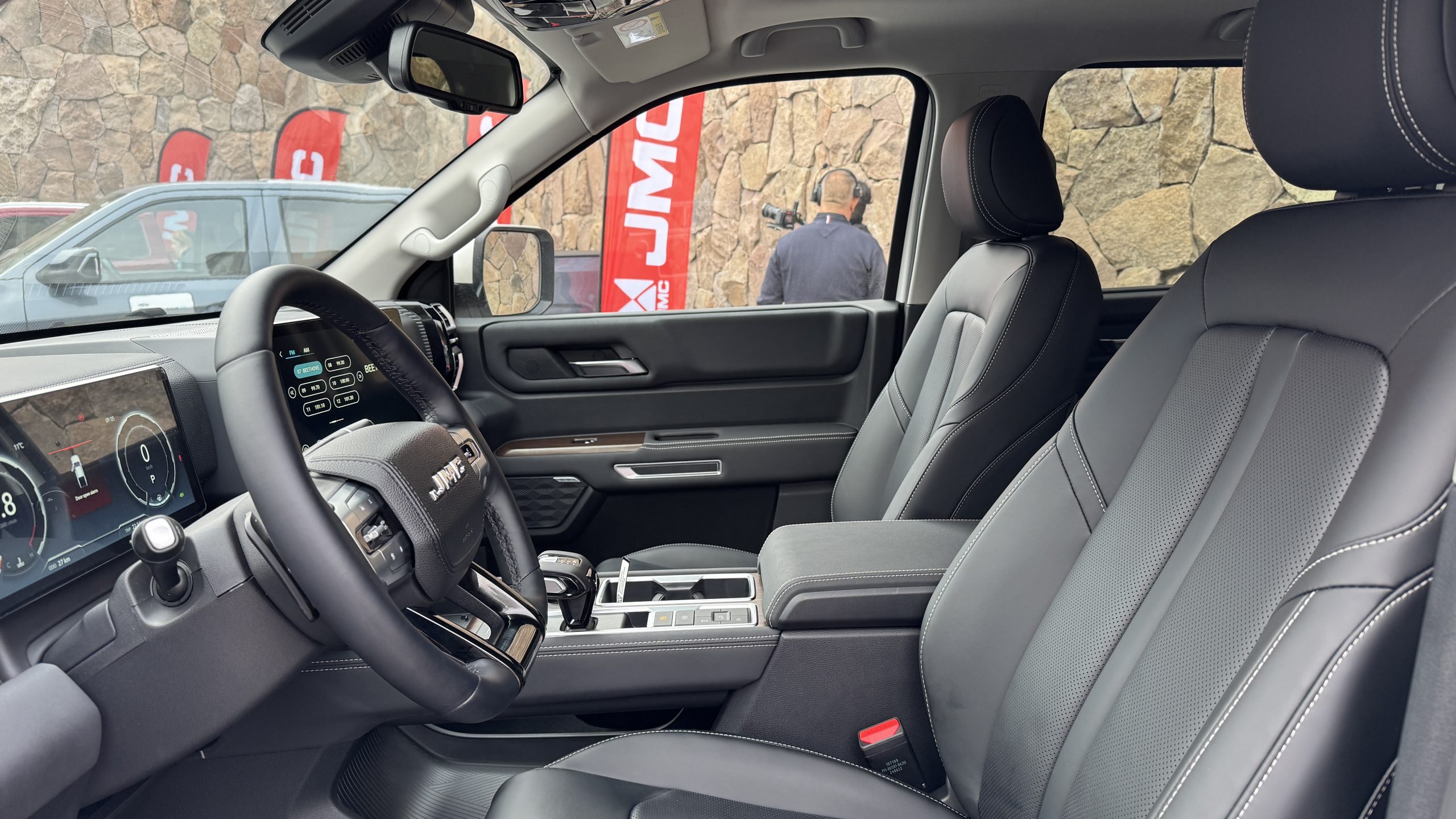 La JMC Grand Avenue suma dos versiones a su line-up