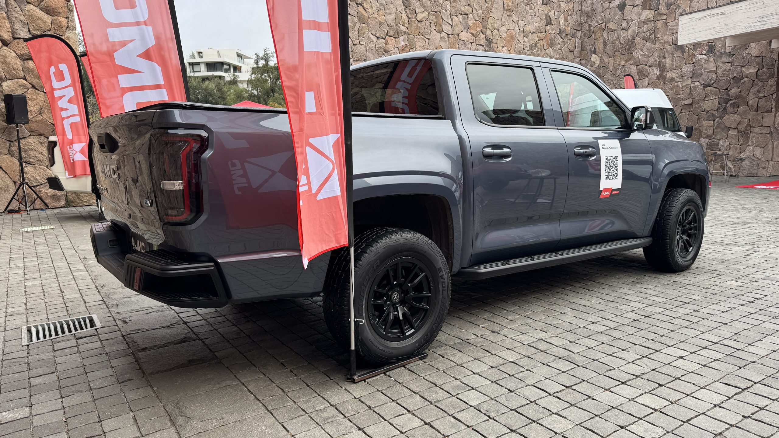 La JMC Grand Avenue suma dos versiones a su line-up