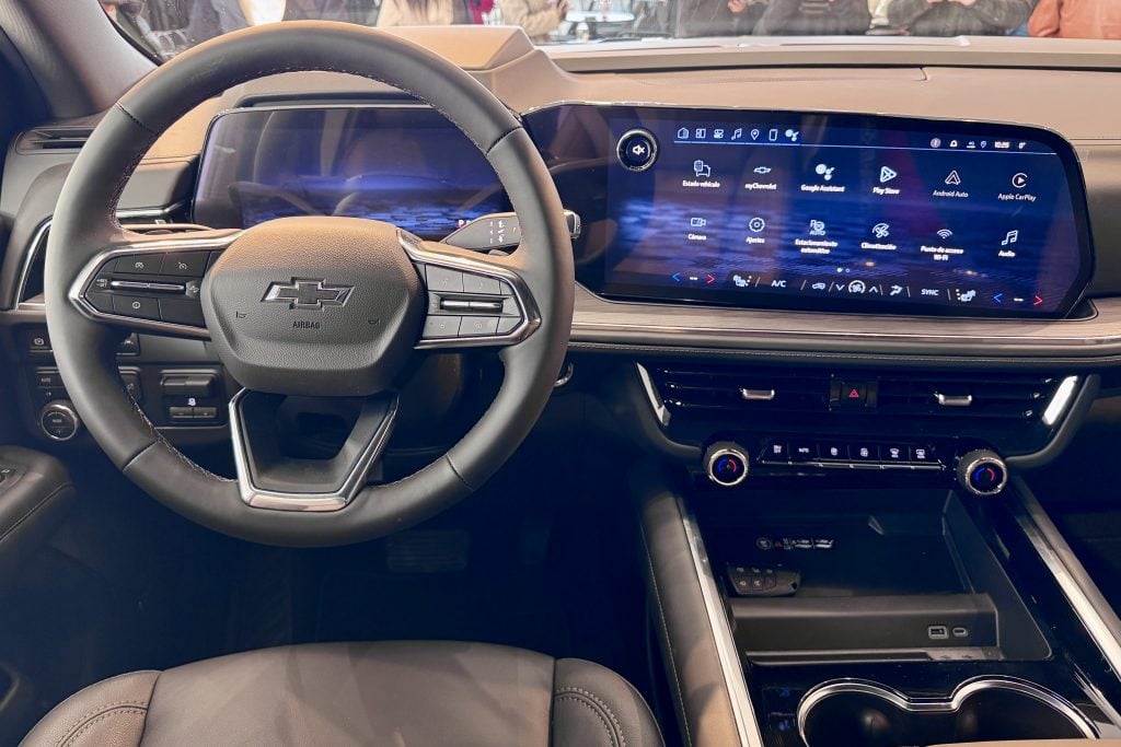 Debutan en Chile los renovados Chevrolet Tahoe y Suburban 2025