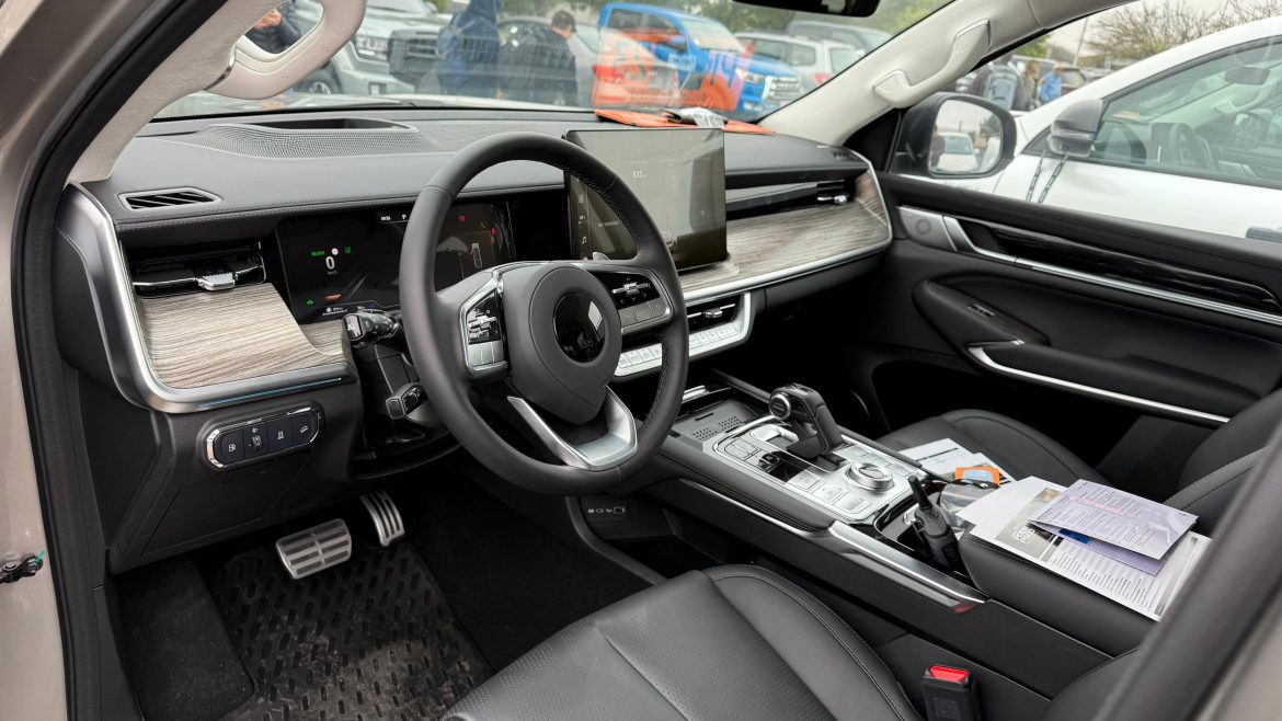 GWM estrena en Chile la nueva Poer P500 PHEV