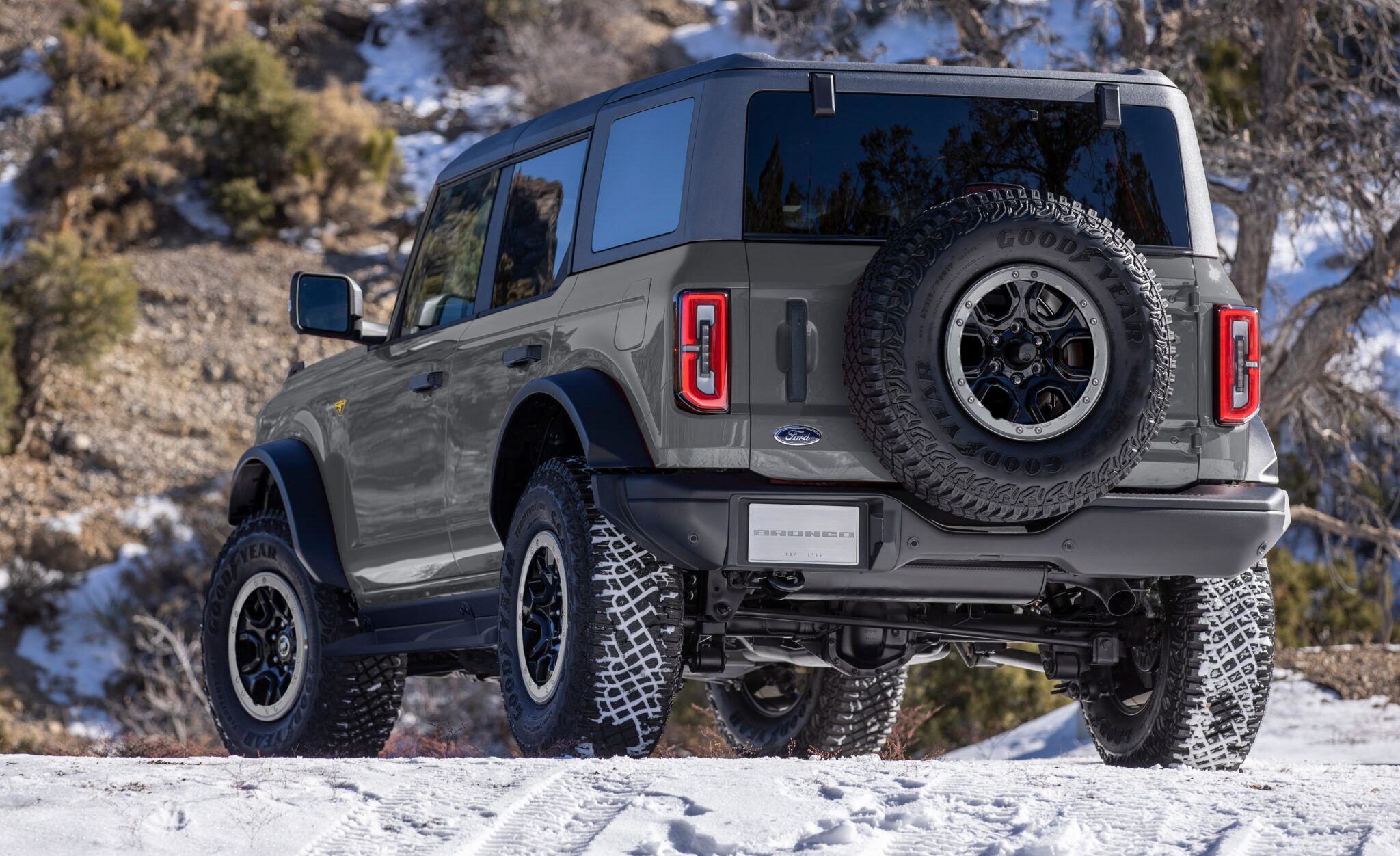 Ford reordena el line-up del Bronco: ahora con versión Badlands